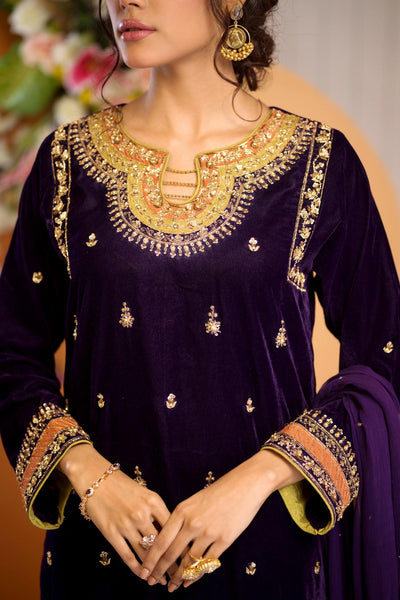 Shajar (Three Piece)-Restocked – Zaaviay Global