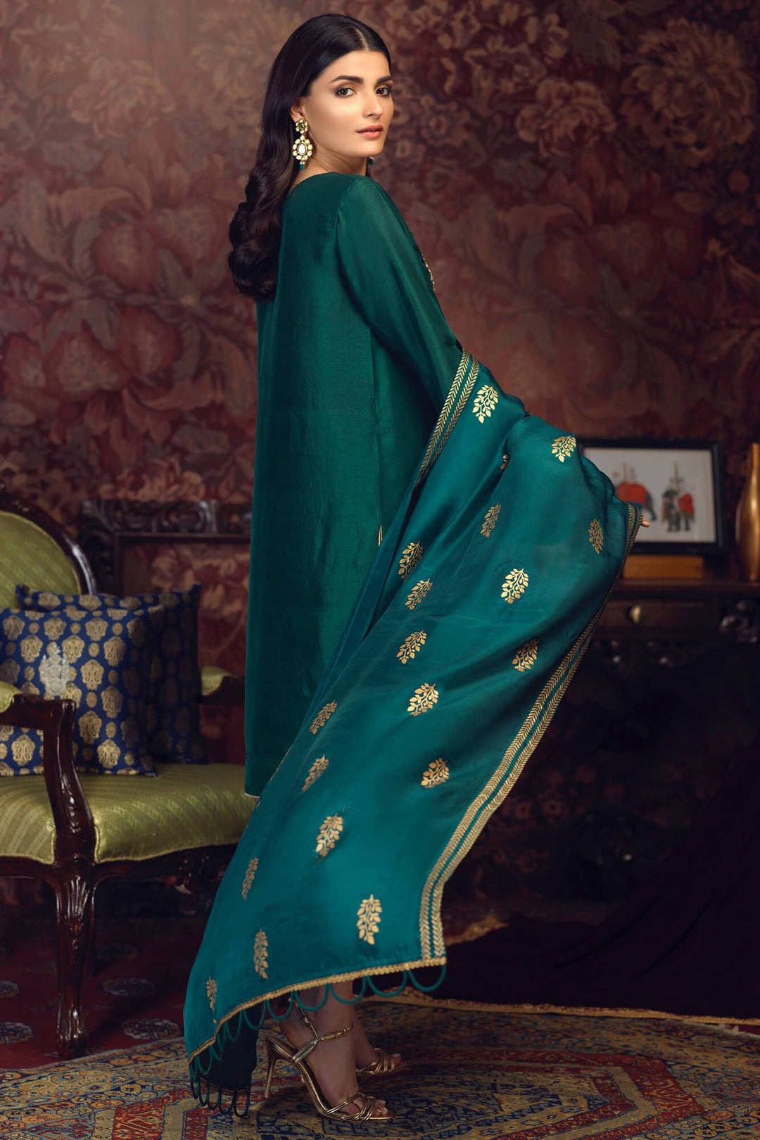 Amaani A (Three Piece)-Restocked – Zaaviay Global