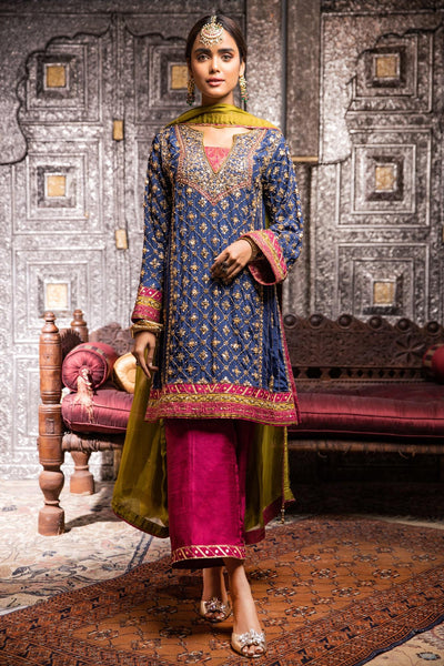 Roshan (Three Piece) - Restocked – Zaaviay Global